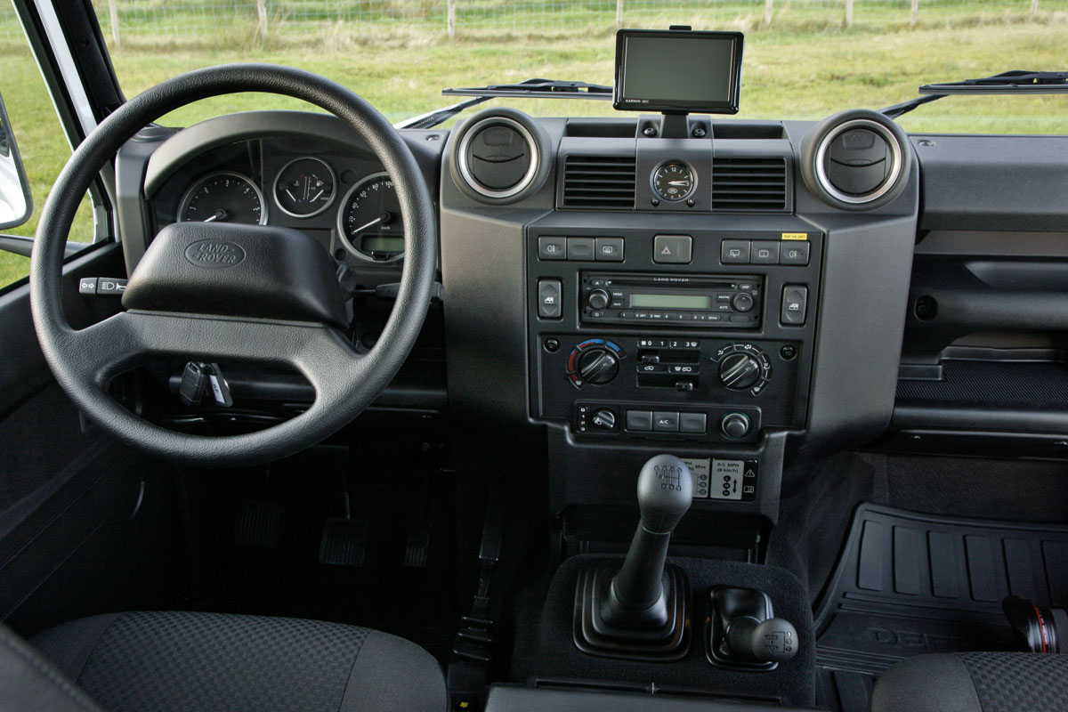 Land Rover Defender 90 3.5 V8 (134 Hp)